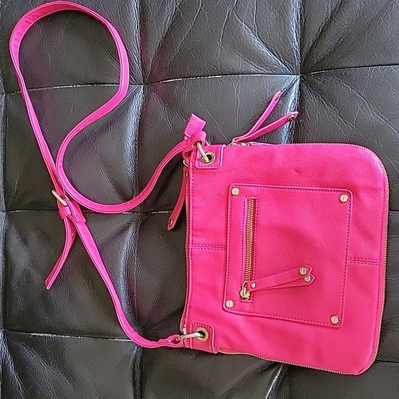 Forever 21 | Bags | Barbie Pink Expandable Crossbody Purse | Poshmark